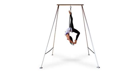 How Pole Dancing Improves Your Mental Health