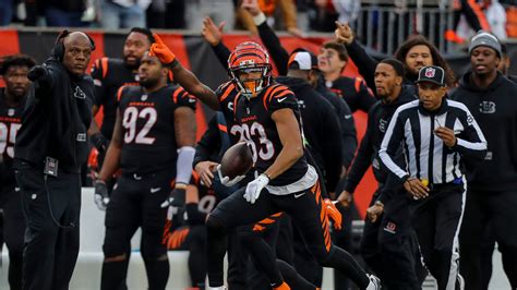 Bengals Depth Comes Up Big And Snap Count Takeaways From Win Vs Vikings