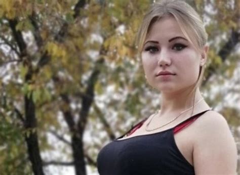 Расчлененная в Чите девушка работала в стриптиз клубе Убитая 19 летняя девушка чье расчлененное