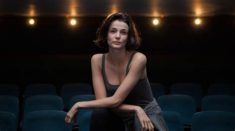 Büşra Develi Eski Aşkını çabuk Unuttu Magazin Haberleri