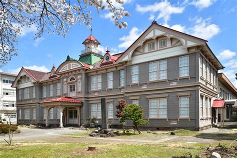 山形県立博物館の宝 旧山形師範学校本館 ふるさとやまがた発見ナビ