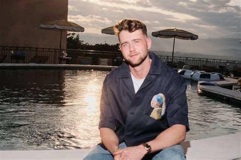 Quick Facts On Harry Jowsey Dating History And Glaring Age Gap With