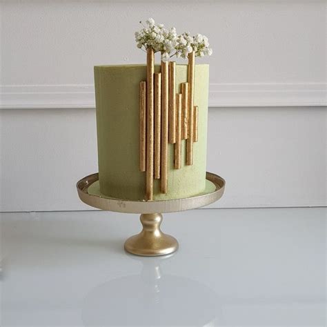 Велюровый торт с гипсофилой In 2024 Pillar Candles Candles Cake