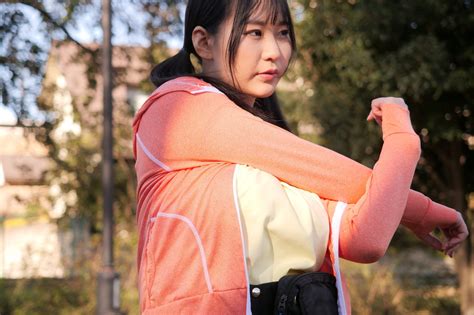 大学の女友達が凄い格好でジョキングしてる お宝エログ幕府