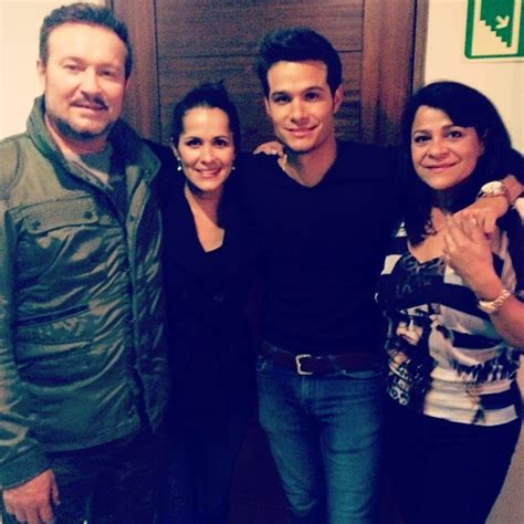 Khiabet Y Brandon Los Hijos De Arturo Peniche