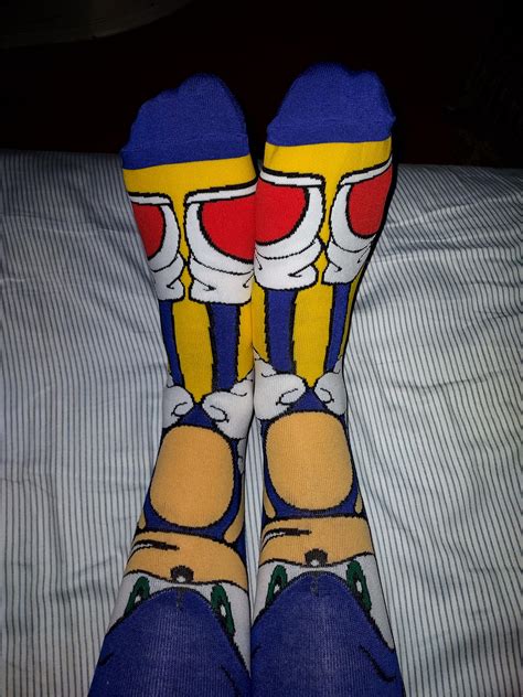 Sonic Socks Sonic The Hedgehog Without Sandals By Quinster1999 On Deviantart