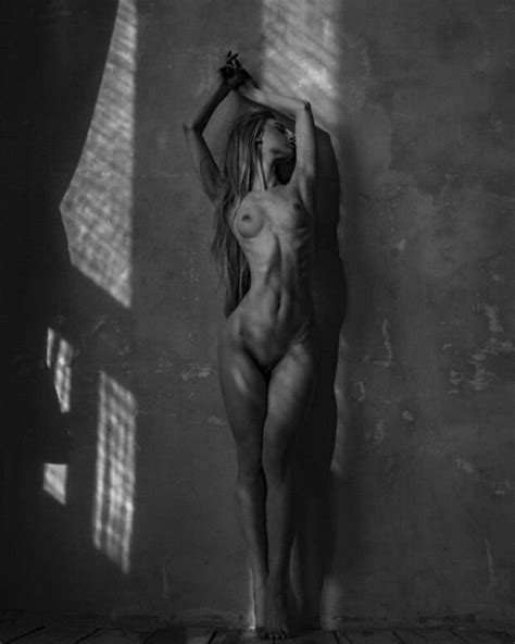 Anna Tsaralunga 4 Misteltein