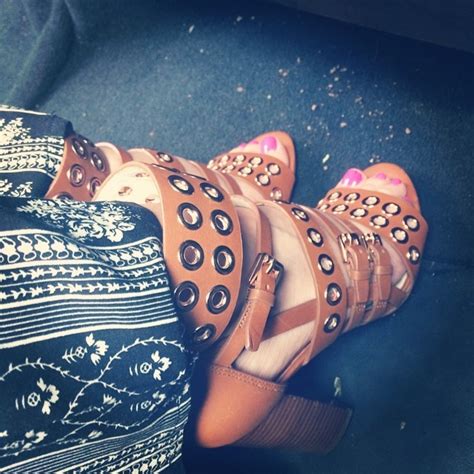 Carly Aquilinos Feet