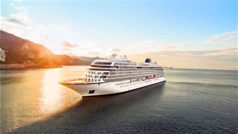 China Cruise Shipping Conference Opens In Shenzhen 信德海事网 专业海事信息咨询服务平台