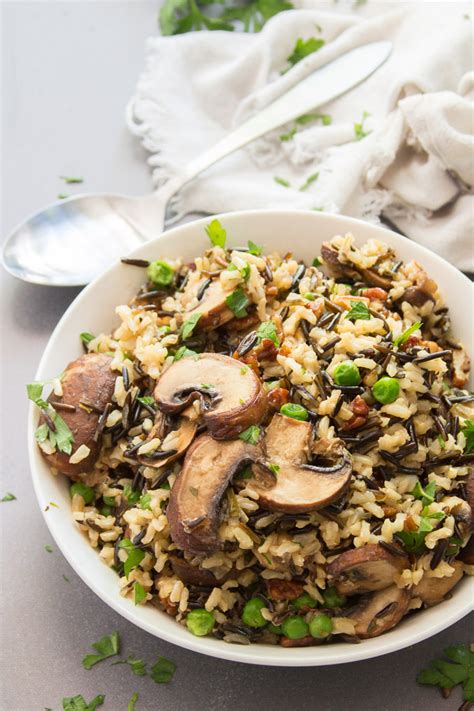 Wild Rice Pilaf With Mushrooms And Pecans Connoisseurus Veg Rice