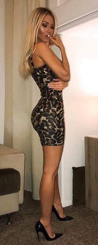 Figure Hugging Dress Pic