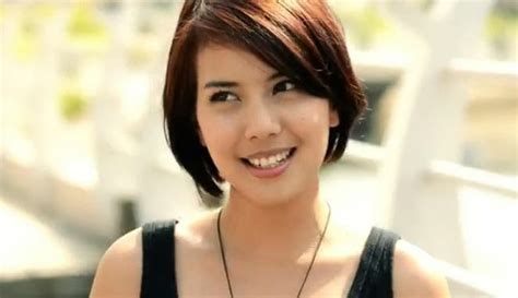 Tya Ariestya Tampil Seksi Meski Hobi Taekwondo