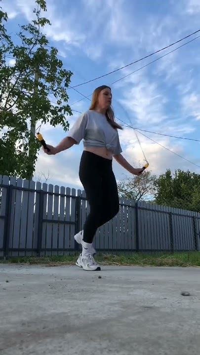 ДЕНЬ 5 ПРИУЧАЮСЬ К СПОРТУ ЗА 30 ДНЕЙ дисциплина скакалка Youtube