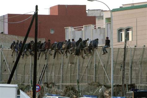More Than 100 Migrants Enter Melilla After Jumping Border Fence At Dawn