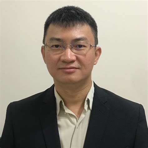 Yan Chee Law Head Of Cmes Customer And Medical Engineering Services Linde Linde Malaysia