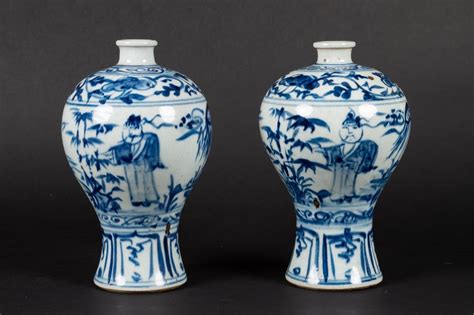 Proantic Paire De Vases Bleu Et Blanc Chine Dynastie Qing