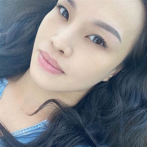 Heidi Chen Lnk Bio · Link In Bio