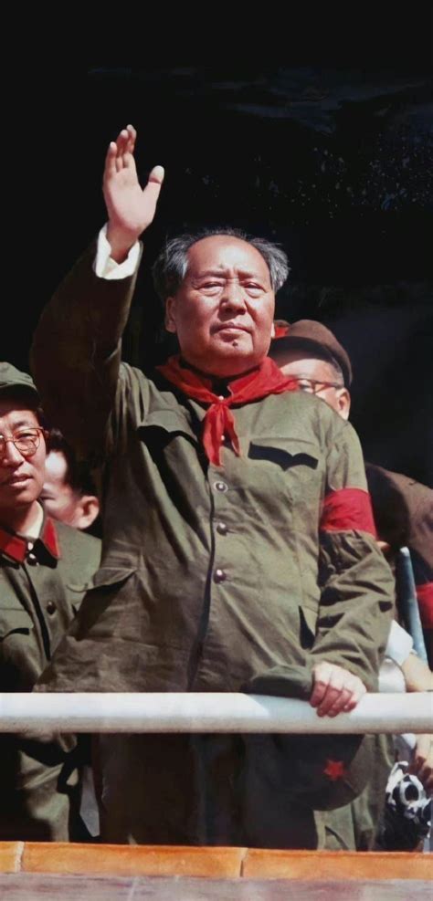 收集的教员图片，无水印 。不定期更新。 知乎