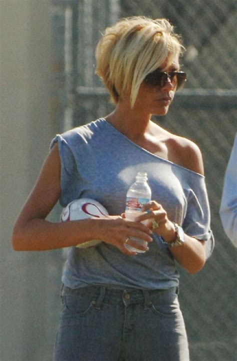 Виктория Бэкхэм Victoria Beckham смешные картинки и другие приколы комиксы гиф анимация