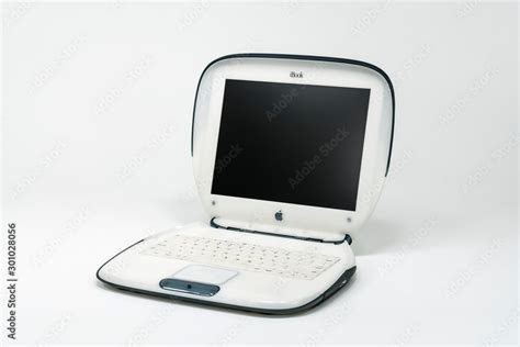 What Is A Clamshell On Computer At Leah Woodcock Blog