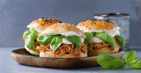 Frango Desfiado Na Panela De Pressão Aprenda A Fazer 5 Receitas