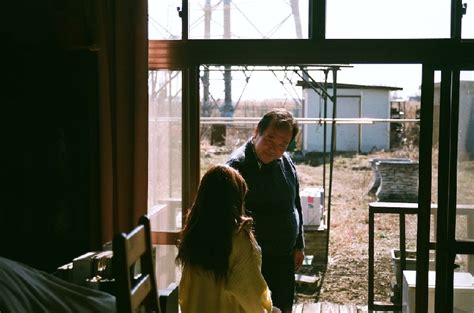 他已結婚生子卻「戀上矽膠娃娃」日常超甜蜜！兜風、洗澡都要一起「正宮沒反對」揭原因 趣聞圖說