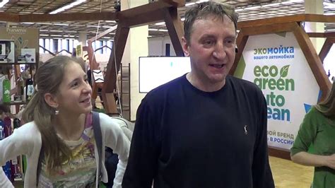 Инновационные кроссовки превращаются в роликовые коньки -Глобальная ...