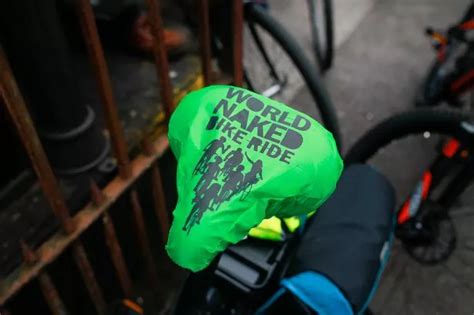 Edinburgh Naked Bike Ride To Take Over Royal Mile And The Meadows