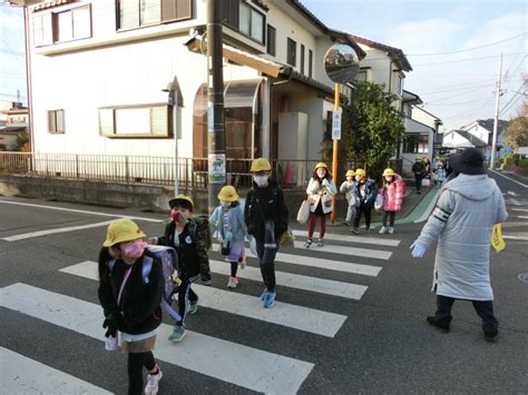 登下校の見守りに感謝！