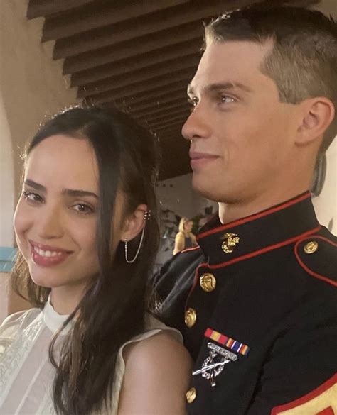 Purple Hearts Cassie And Luke Military Romance Netflix Film 2022