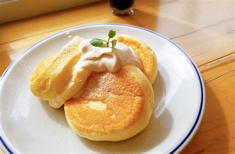 【フリッパーズ】新食感＆新体験の「奇跡のパンケーキ」を中目黒で食べよう｜ナカメディア