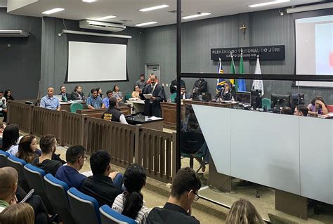 Após 6 anos envolvidos em morte de jovem em lava jato são julgados na