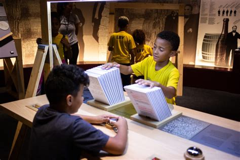 Pasteur o Cientista exposição mostra vida e obra do gênio Vida e Ação