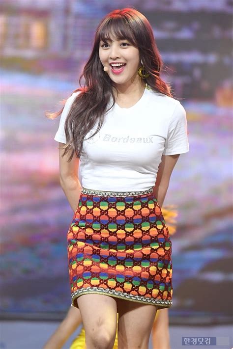 트와이스 지효 환한 미소가 사랑스러워~ 한국경제