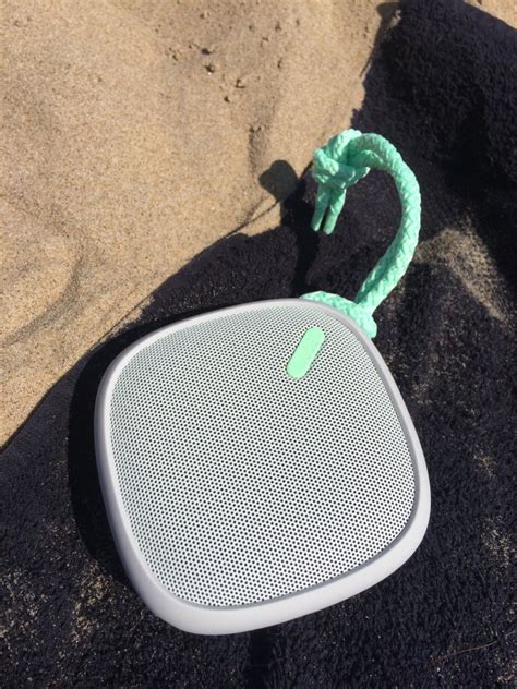 BeautyGlow Nude Bluetooth Speaker