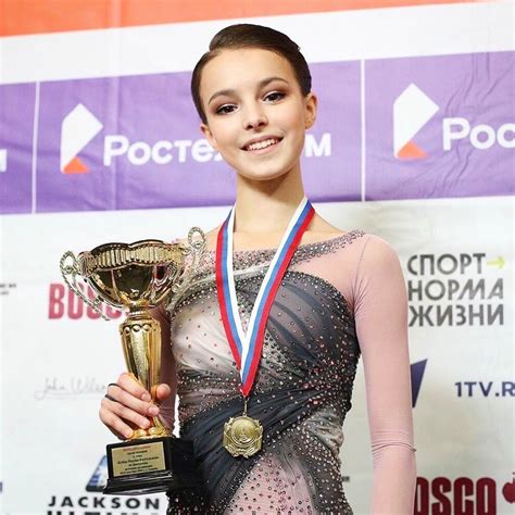 Анна Щербакова фигуристка биография и видео выступлений инстаграм
