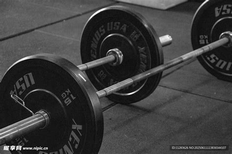 健身房杠铃特写摄影图体育用品生活百科摄影图库昵图网