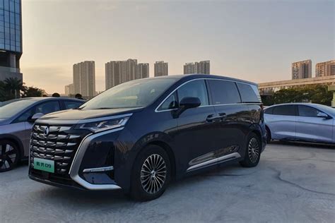 foto denza d9 mpv mewah dari byd bisa jadi penantang alphard