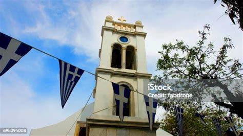 봄 아침에 Cyclades를 그리스 미코노스 섬에 유명한 아름 다운 코의 사진 0명에 대한 스톡 사진 및 기타 이미지 0명 교회 그리스 Istock