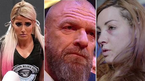 Female Wwe Superstar Says Goodbye On Twitter Shares Video Of Wins
