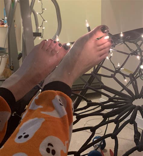 Twinkly Toes Rratemyfeet