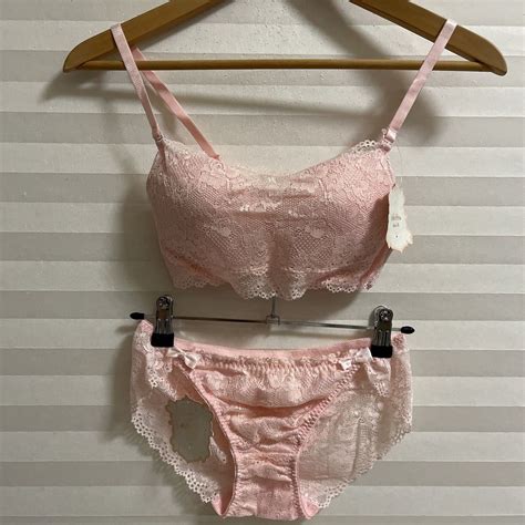 【未使用】訳あり品。新品タグ付き エスポール ドルチェ フィオラ Dolce Fiora ブラジャーandショーツ サイズ ブラジャー、 C70