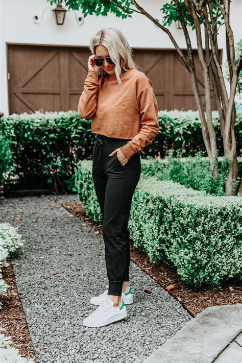 Living In Athleisure Wear Winter Athleisure Outfits Athleisure Work