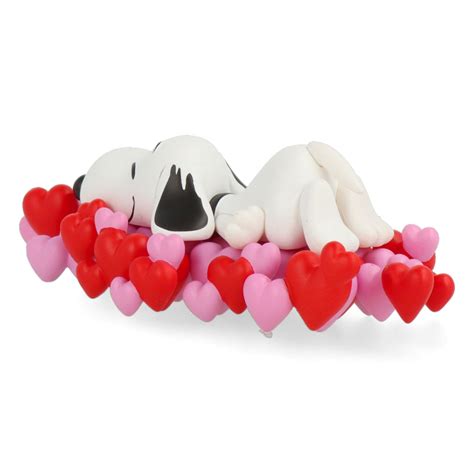 Figurine Udf Peanuts Series 13 Full Of Heart Snoopy Artoyz