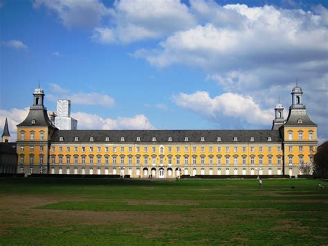 Universität Bonn Zarinfar