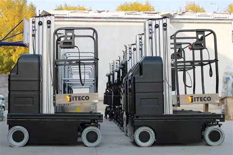 Electric Drivable Self Propelled Vertical Masts Scissor Lift Man Lift
