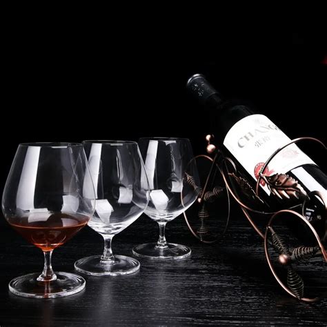 European Elegant Fashion Artificial Blowing Wine Cup Lead Free Crystal