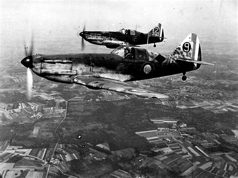 Asisbiz French Airforce Dewoitine D 520 Escadrille Gcb I8 White 9