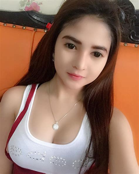 Galeri Foto Foto Hot Dari Dira Gadis Cantik Dan Seksi Asal Medan Yang