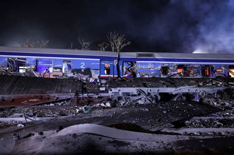 El Primer Ministro De Grecia Revel Que El Choque De Trenes Ocurri Por